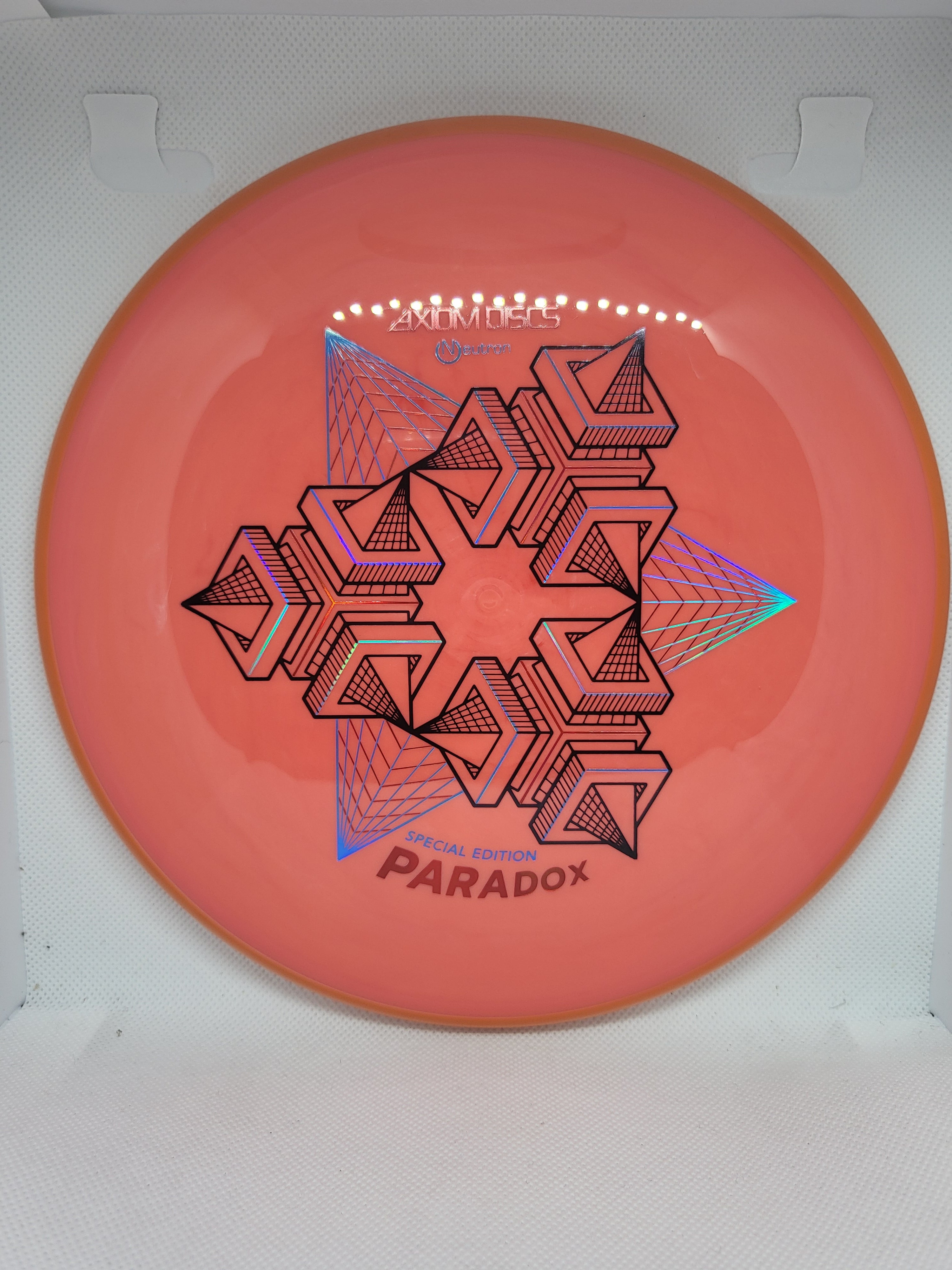 Axiom Neutron Paradox Special Edition – Let's Throw